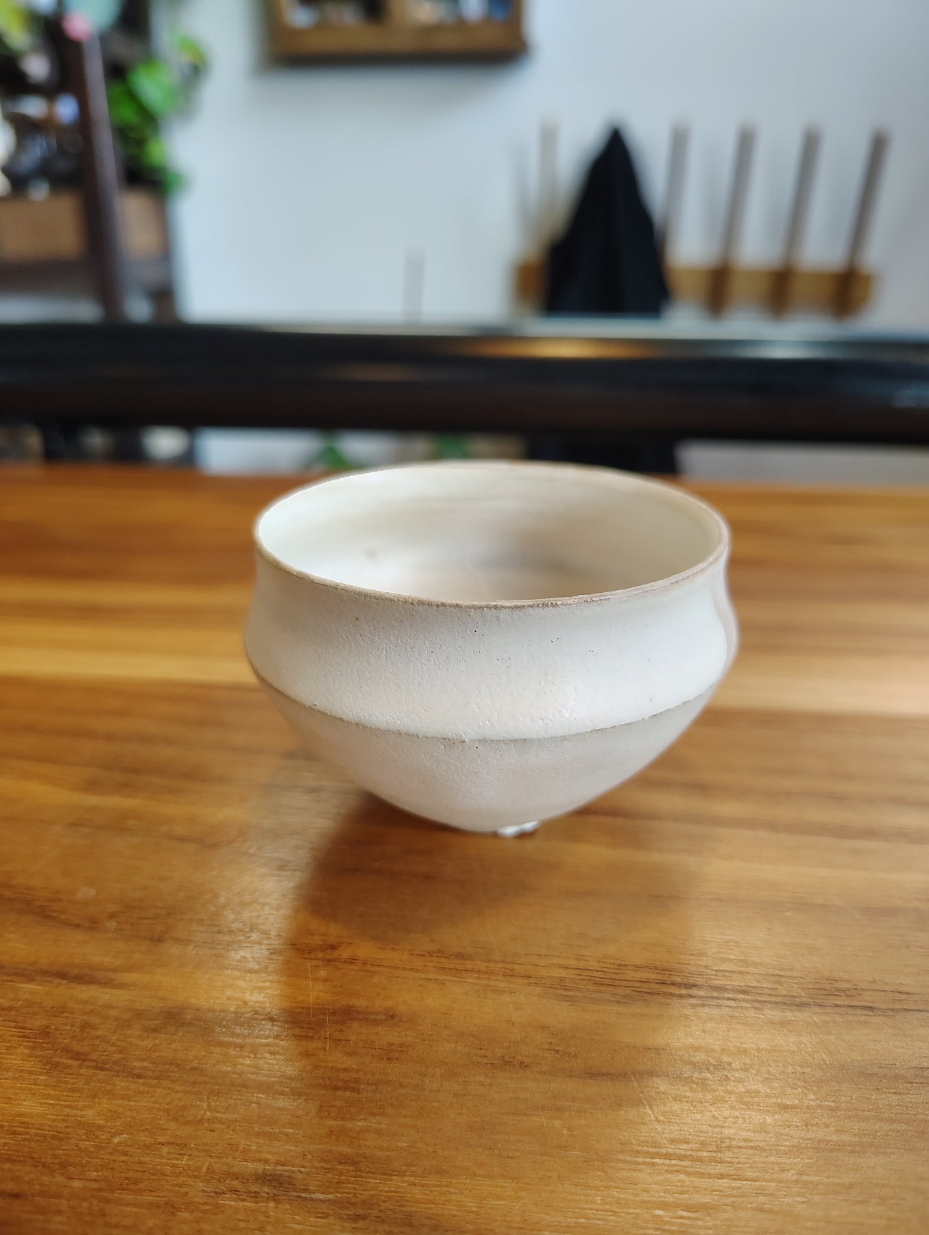 Yuta Tsukamoto: Beveled White Guinomi – Sunflower Sake